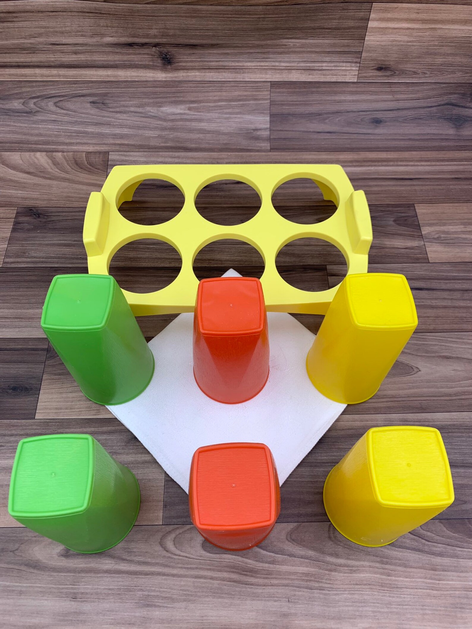 Vintage Plastic Cups in Original Holder Picnic Cups Camping - Etsy