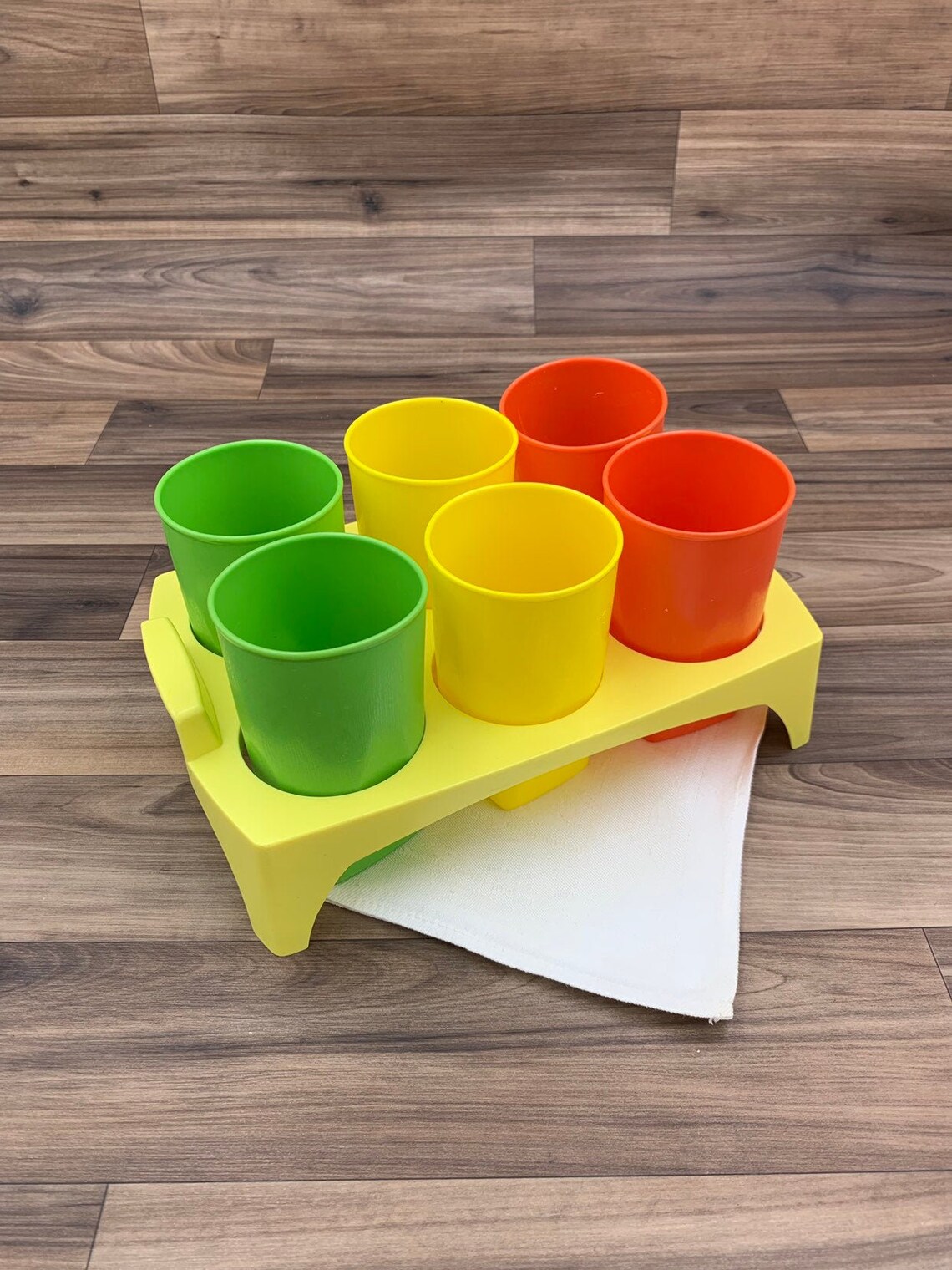 Vintage Plastic Cups in Original Holder Picnic Cups Camping - Etsy