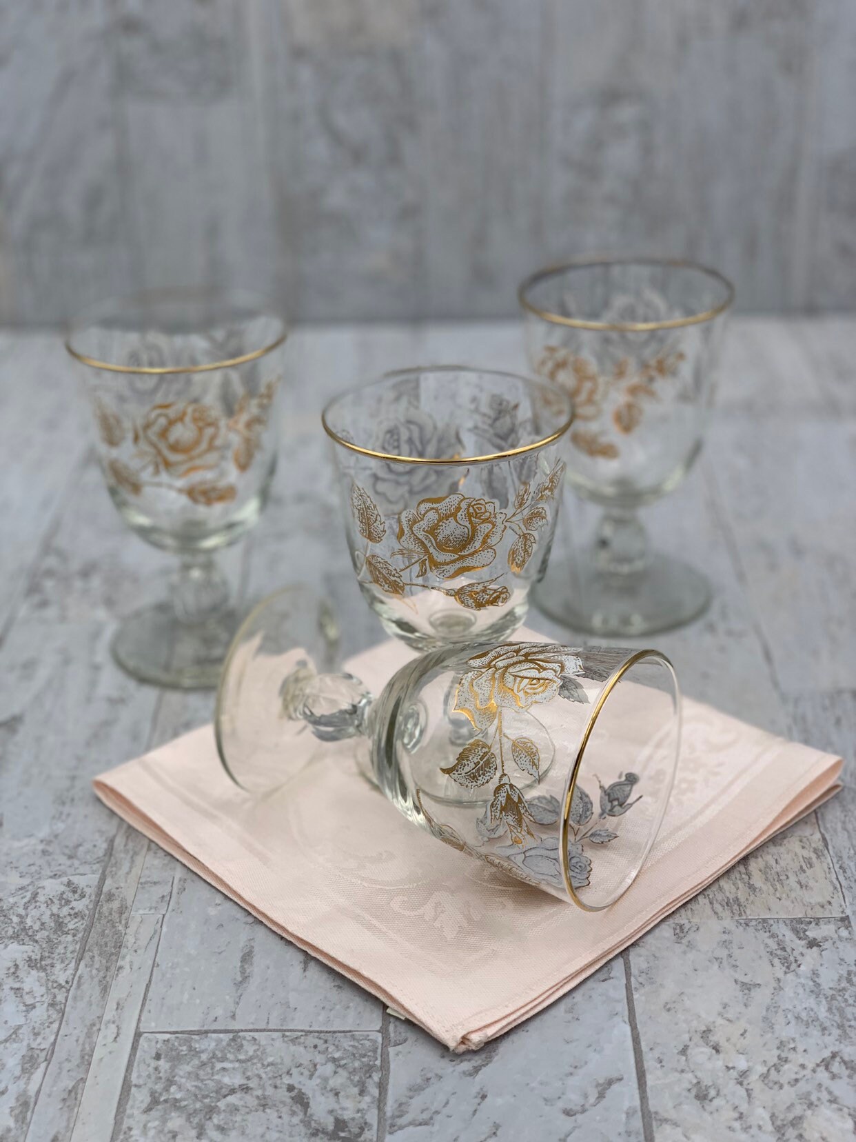 Vintage Libbey White Rose Bouquet glasses, vintage White and Gold ...