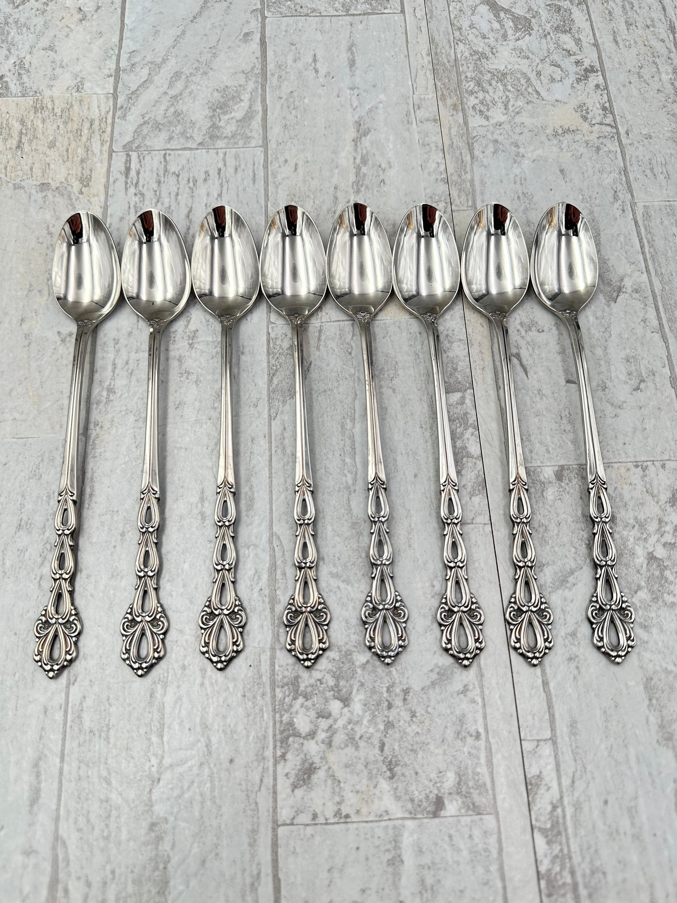 RARE Oneida Chandelier Flatware set, Large Service for 8 RARE Oneida Chandelier Flatware set, Large Service for 8