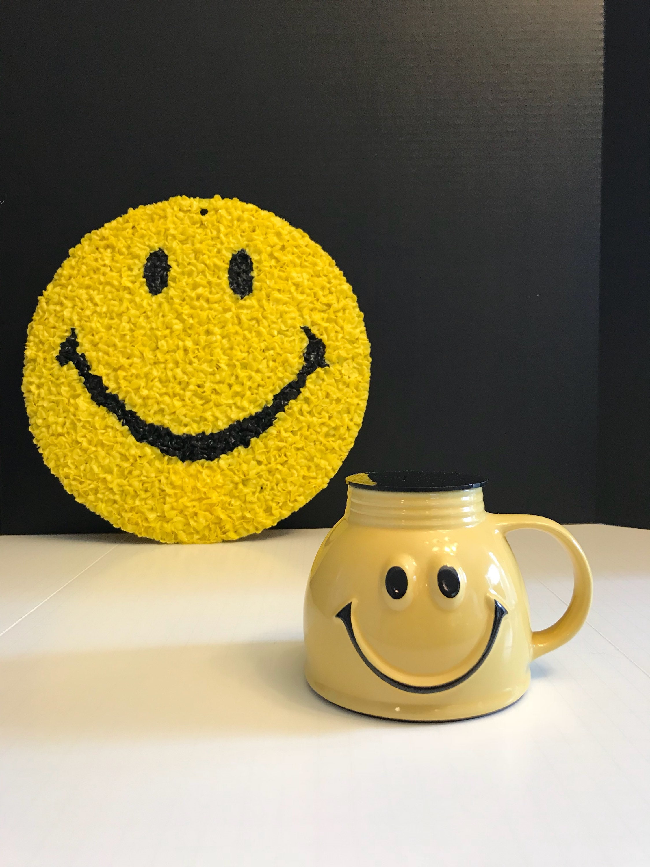 Smiley Face Mug, Travel Happy Mug, non spill Ceramic Smiley Mug Yellow ...