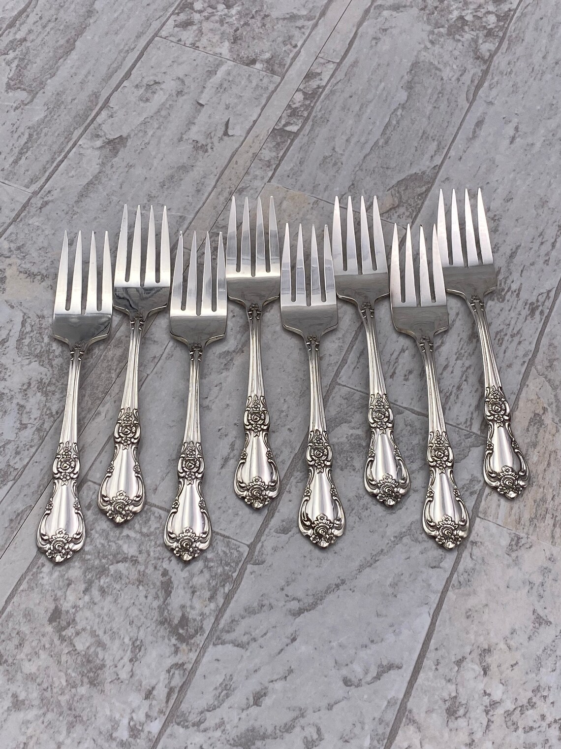 Vintage Flatware Set in Silverware Chest Vanessa Francesca | Etsy