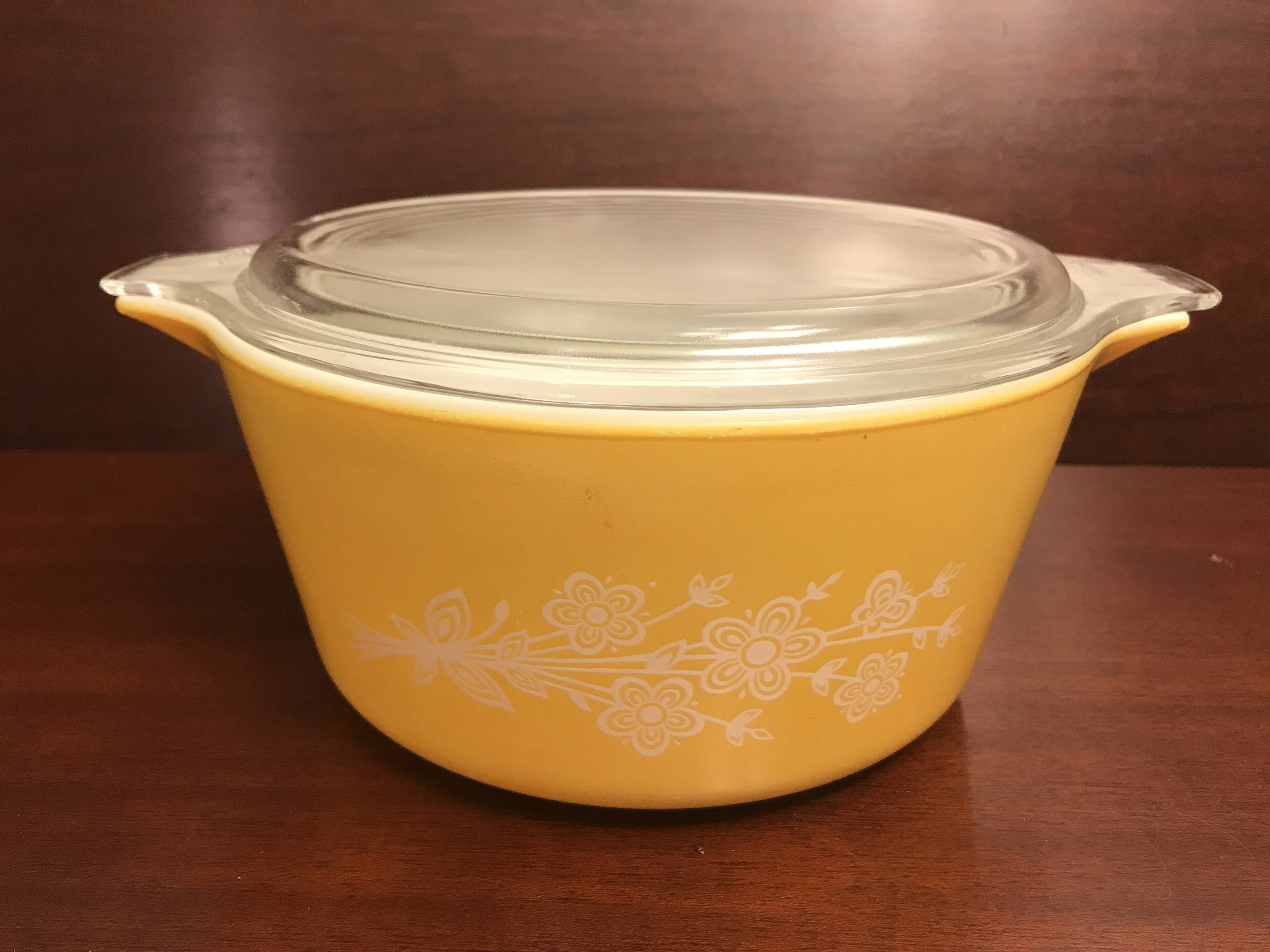 Vintage Pyrex Butterfly Gold 2, Pyrex Cinderella 474-b casserole ...