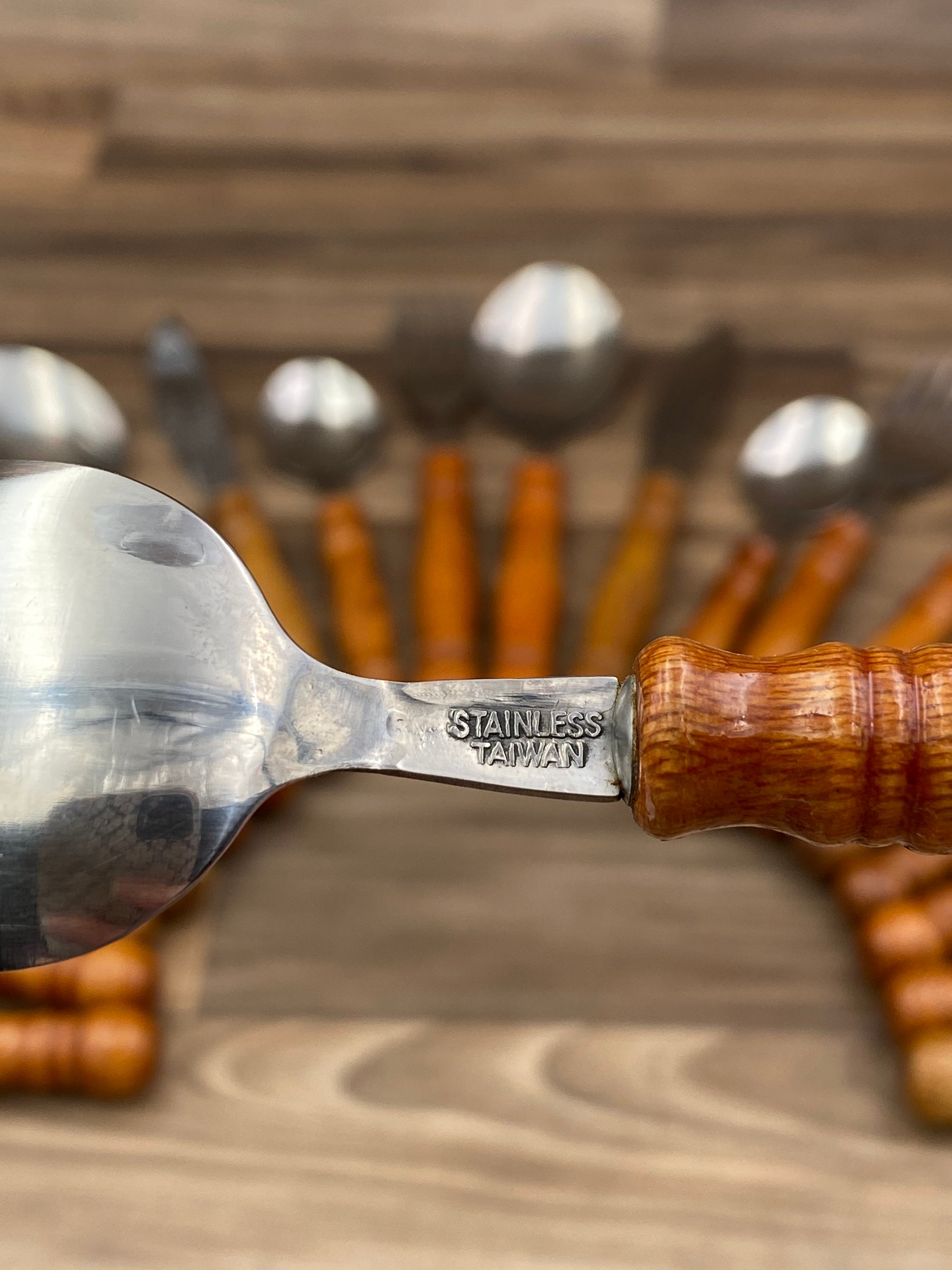 Vintage Wood Handled Flatware set, service for 8, Colonial Style ...