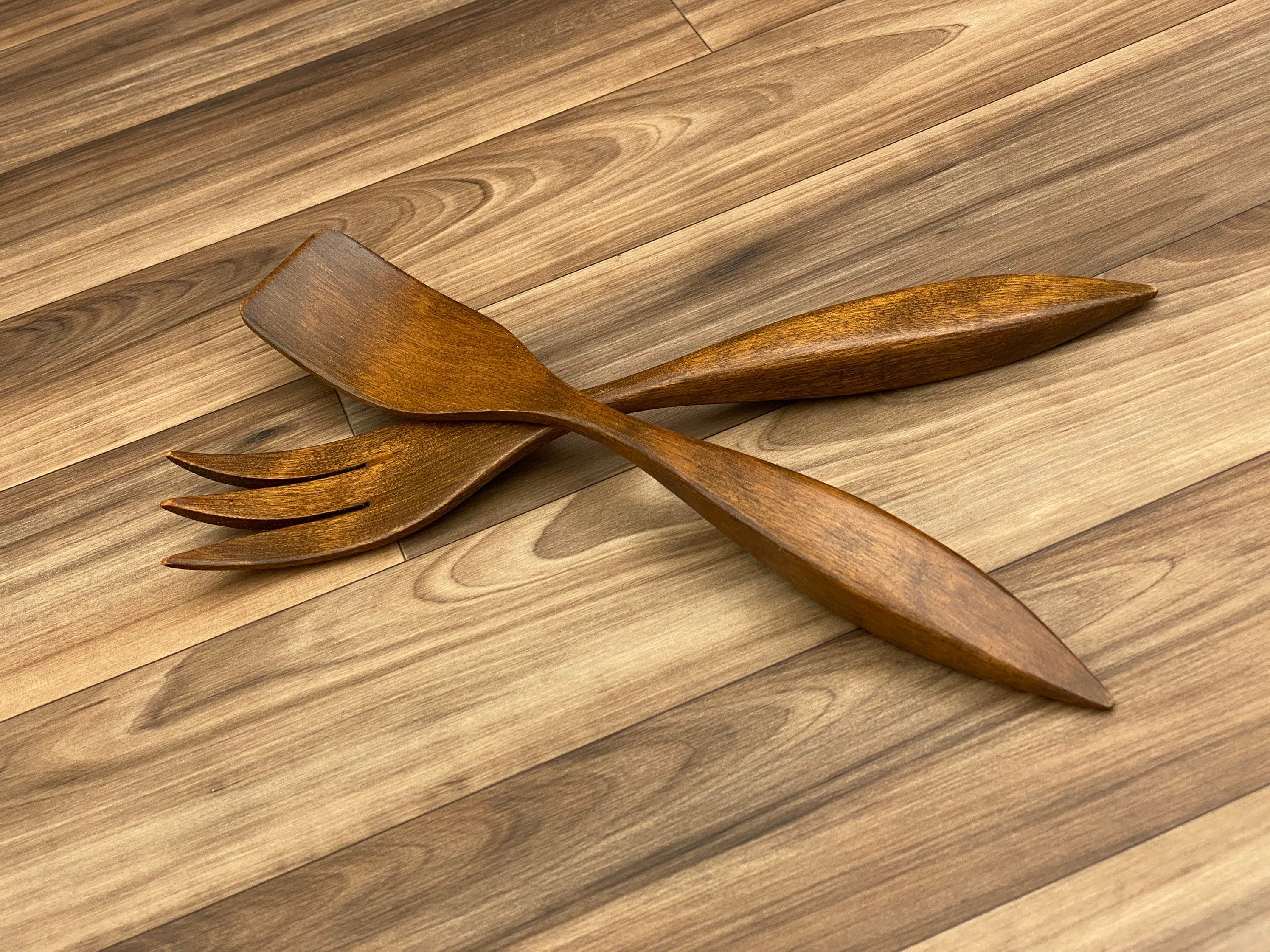Vintage Salad Serving Set Wooden Serving Utensils Rustic Home Decor vintage-salad-serving-set-wooden-serving-utensils-rustic-home-decor
