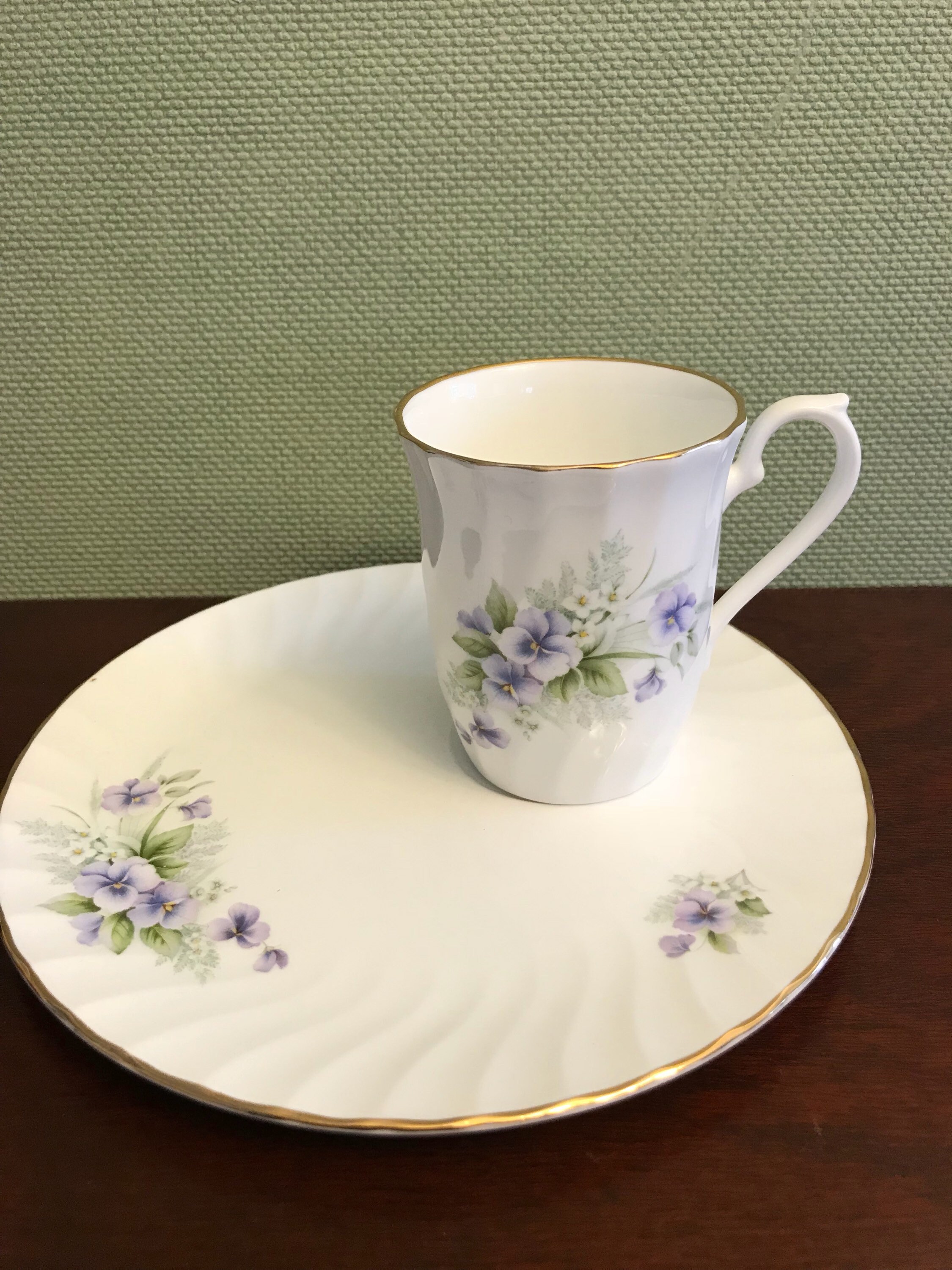 Vintage Tea cup Set, Royal Sutherland China violets Tea Set gift for her