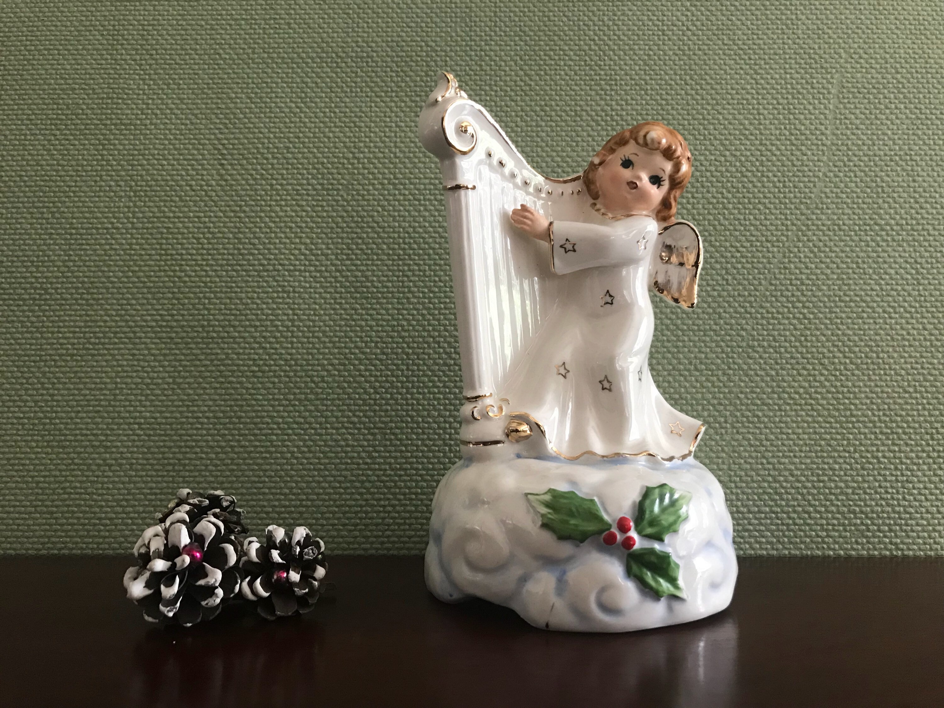 Vintage Christmas Angel Music Box, White Christmas Musical Porcelain ...