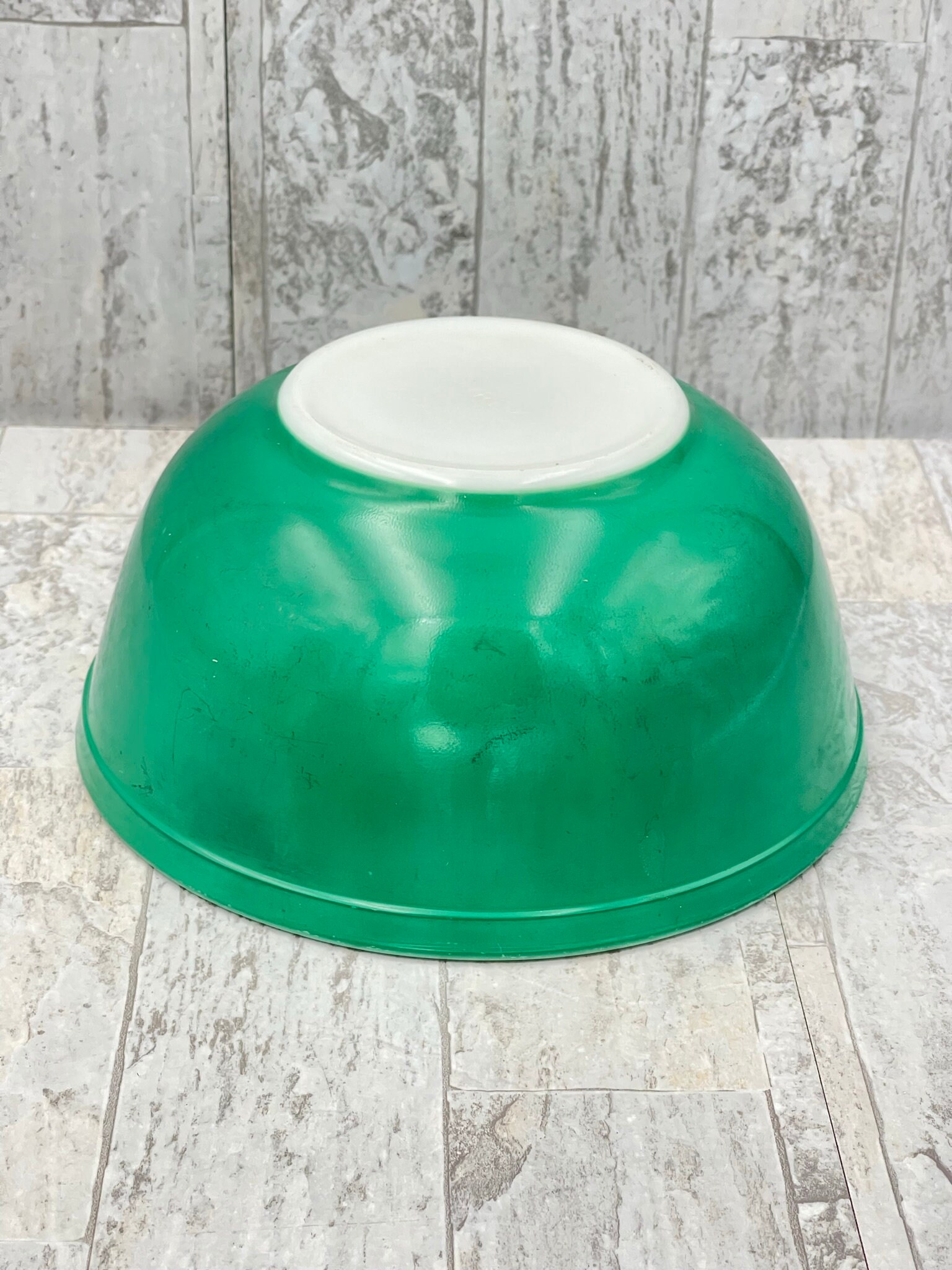 Vintage Pyrex Mixing Bowl, Primary color green Collectible, 1940s Pyrex ...