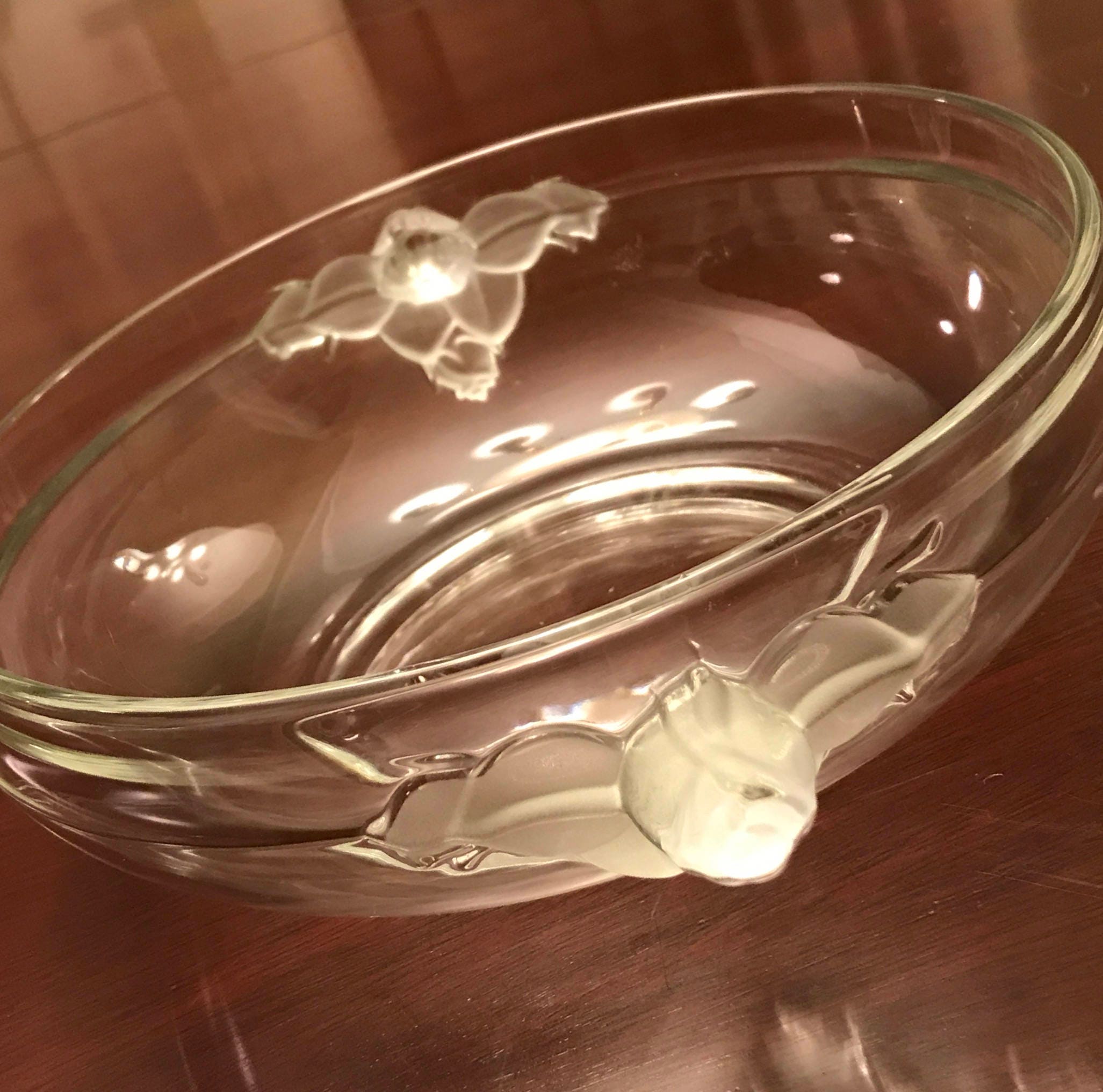Mikasa Satin Rose Crystal Serving Bowl Frosted Rose Bud Handles Glass Floral Patternrose Bud