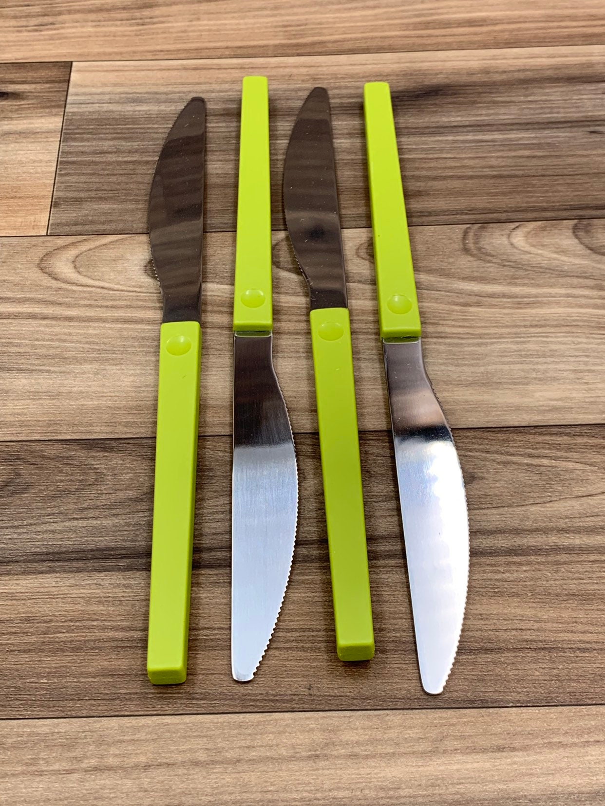Retro Stainless Flatware set with Avacado Green Plastic Handles, Rustic ...
