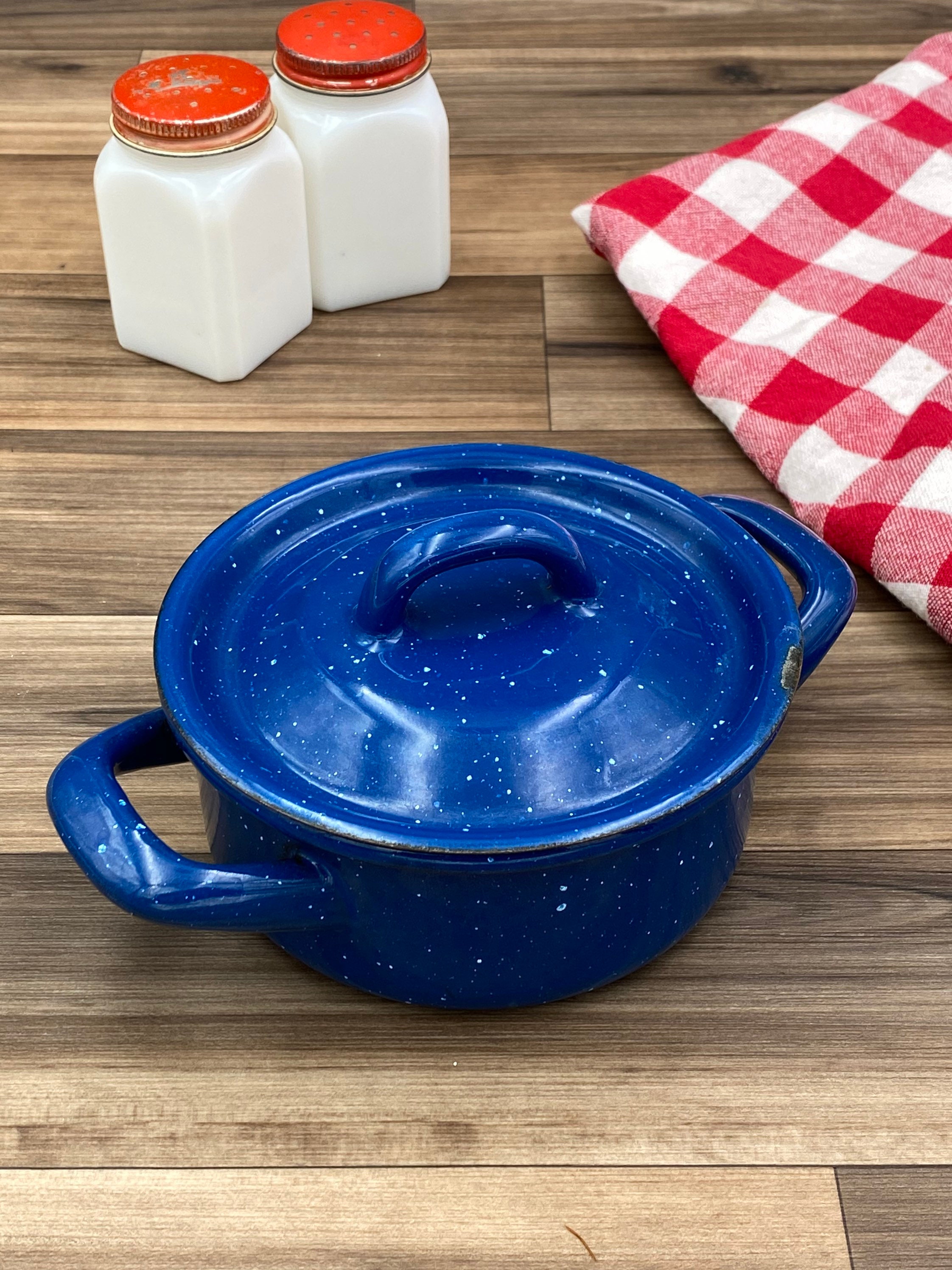 Vintage Graniteware Mini Pot, Enamel pot with handles, rustic farmhouse ...
