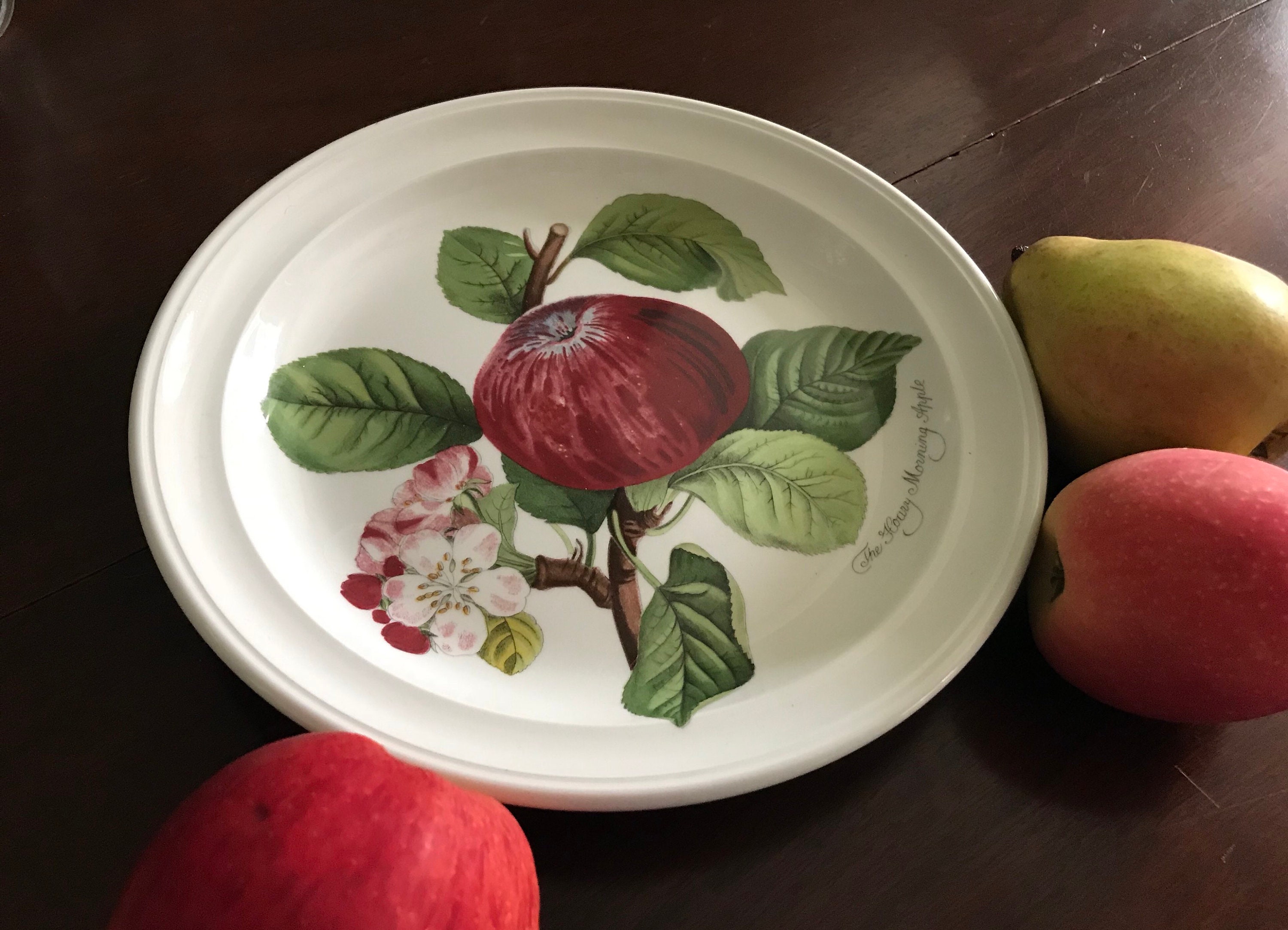 Pomona by PORTMEIRION Collectors plate, The Hoary Morning Apple, 1982 ...
