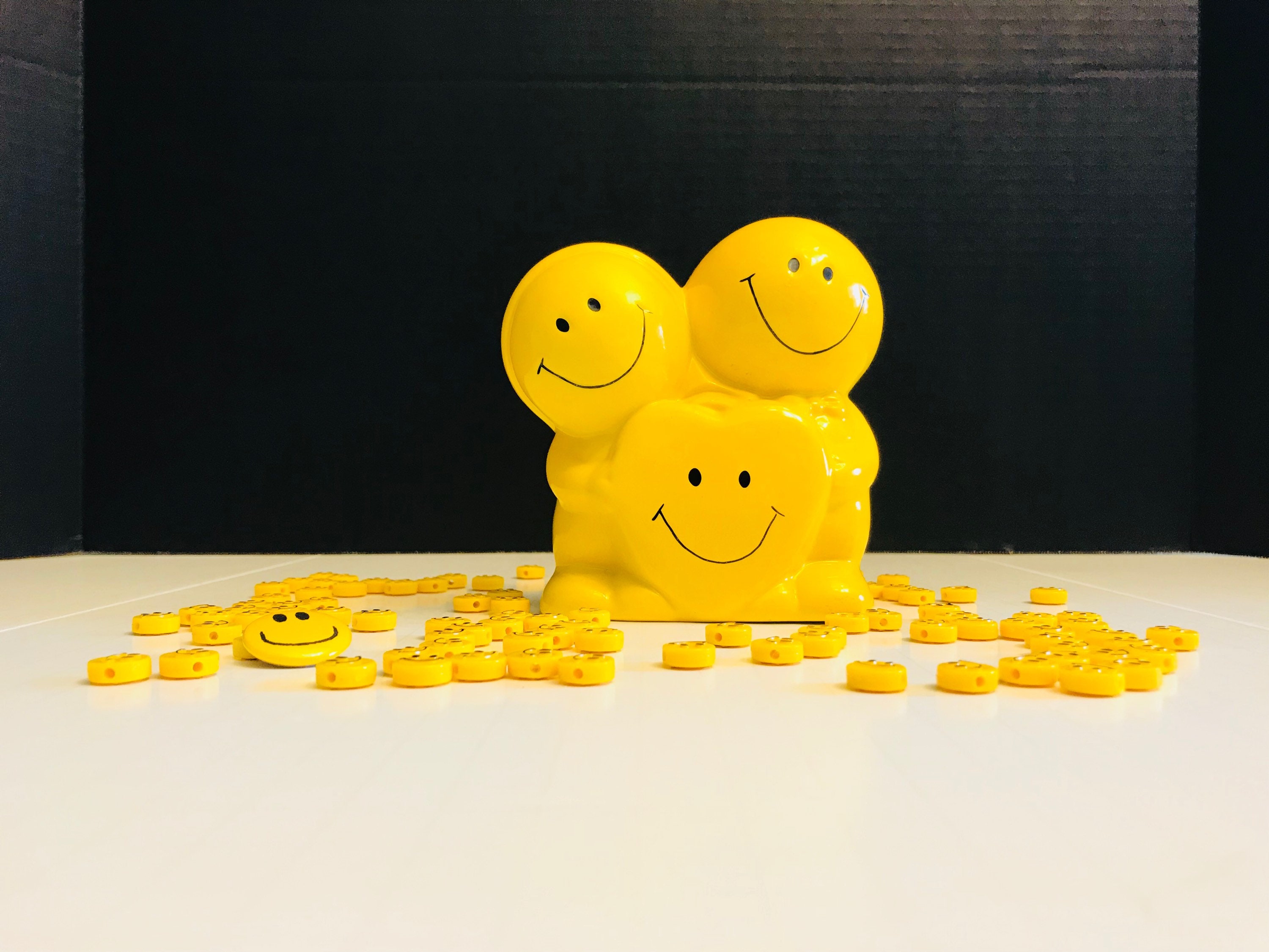 Smiley Faces Bank, Vintage smiley face couple coin bank, Ceramic bank ...