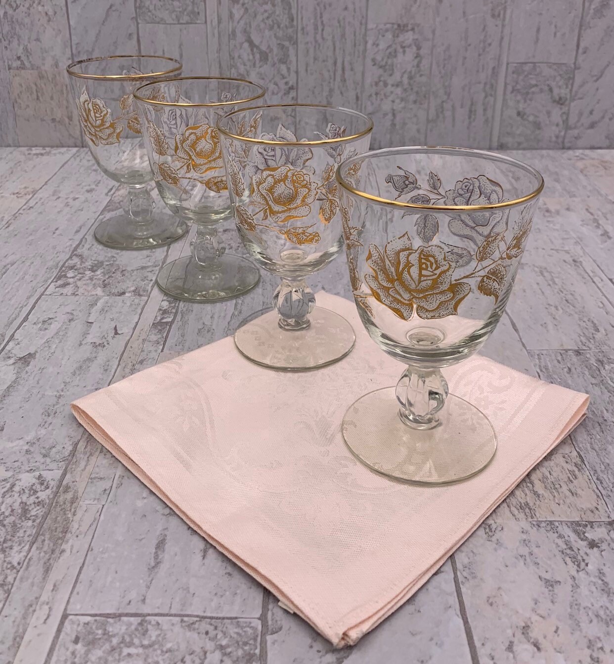 Vintage Libbey White Rose Bouquet glasses, vintage White and Gold ...