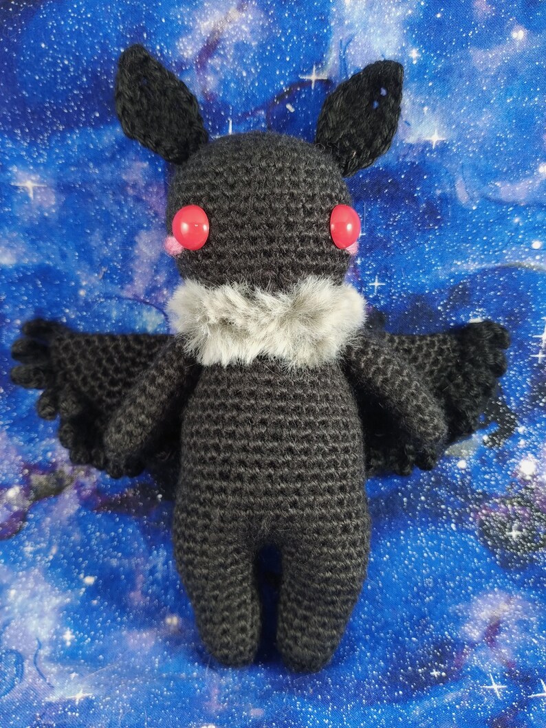 Mothman Crochet Pattern PATTERN ONLY Amigurumi Mothman - Etsy