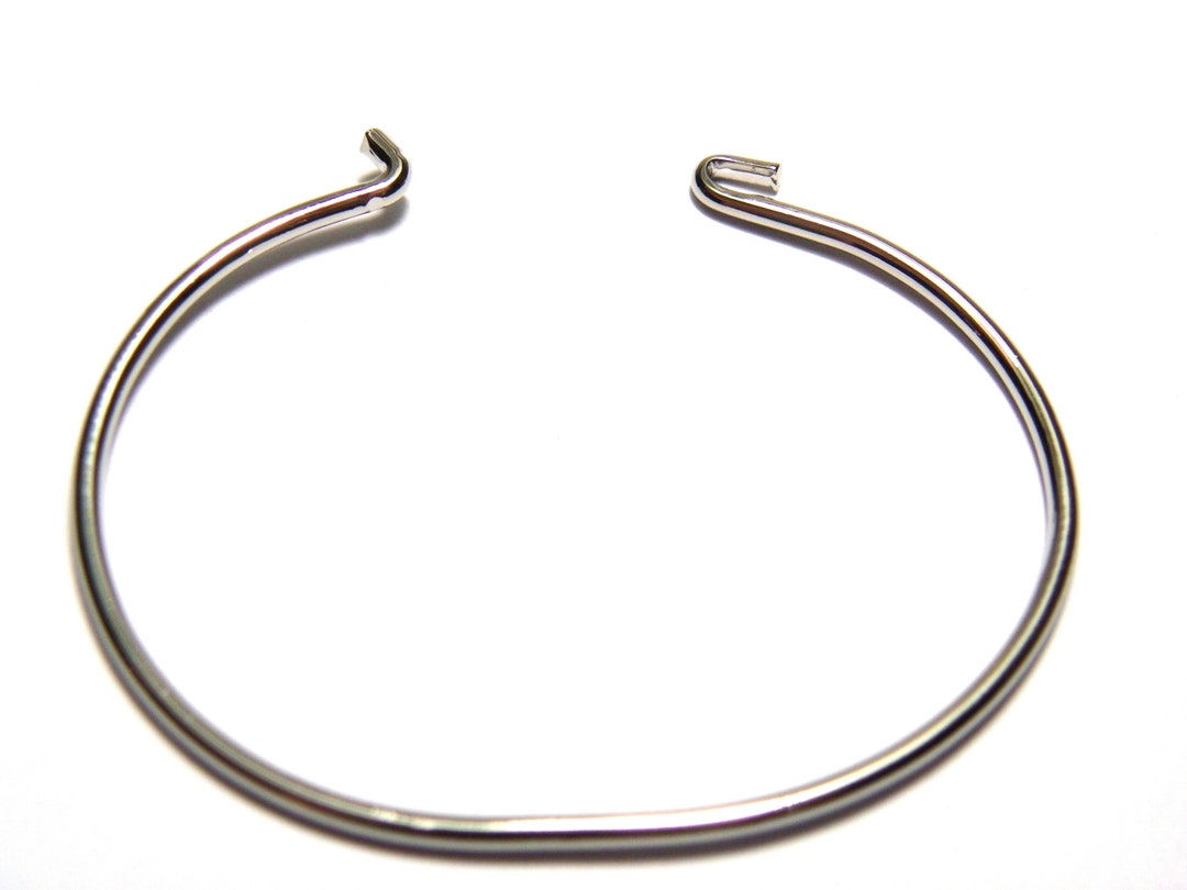 65 X 50 Mm (2.5 X 2 Inch) Silver Bangle Wire With Hinge - Banglet With ...