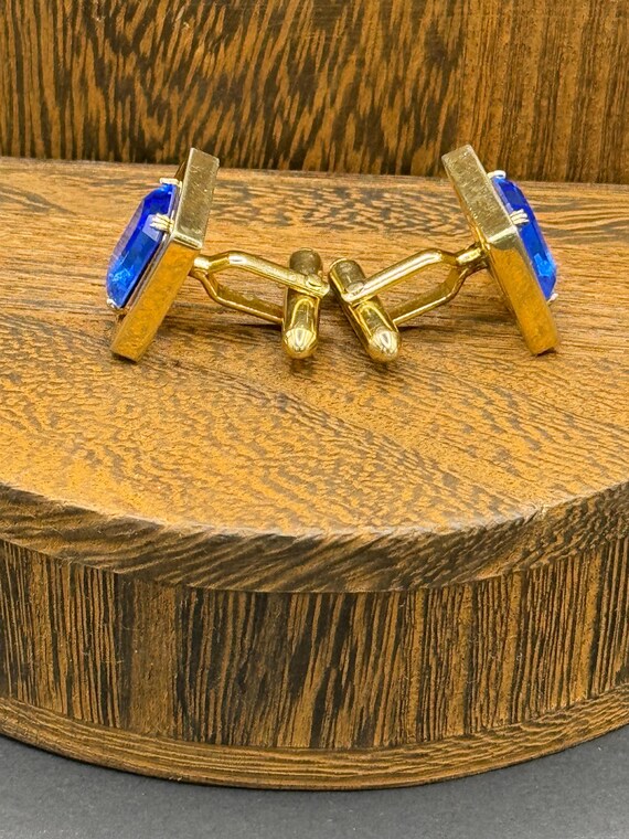 Vintage Swank gold toned blue stone square faceted ge… - Gem