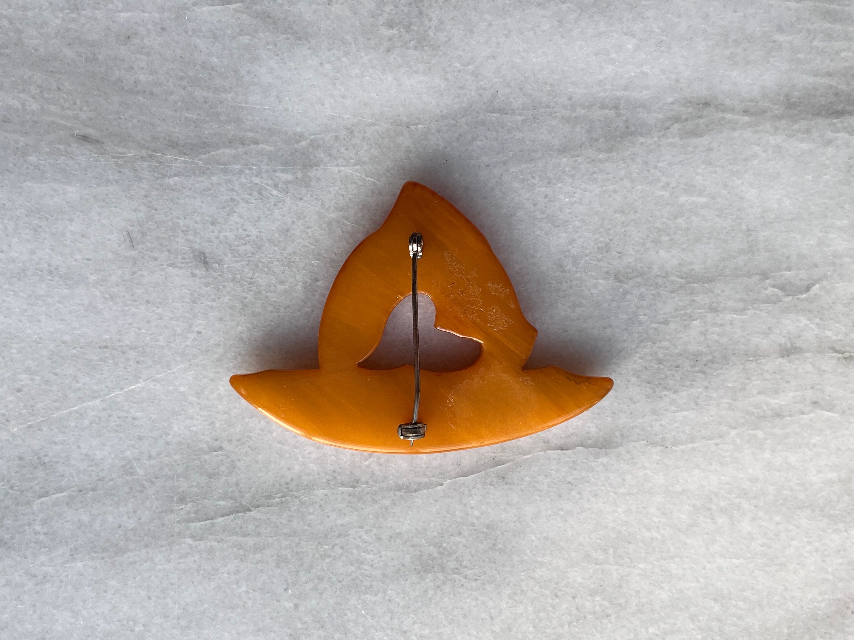 Vintage 1940s Leaping Trout Butterscotch Carved Bakelite Brooch - Fish ...