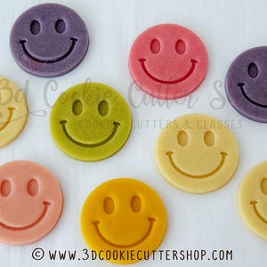 Smiley Cookie Cutter & Stamp | Biscuit - Fondant - Clay Cutter | Baker ...