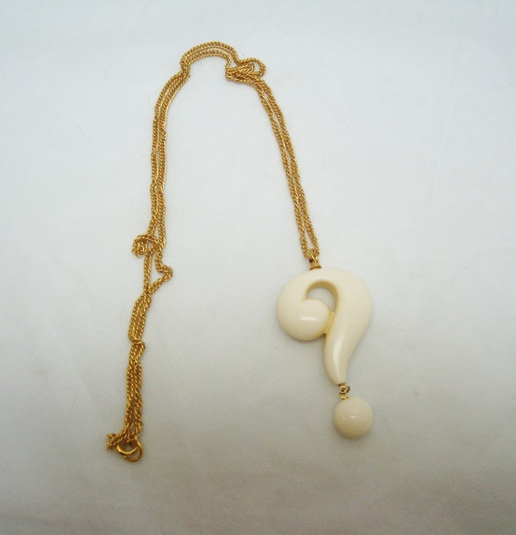 Crown Trifari Cream Lucite Question Mark Pendant Gold… - Gem