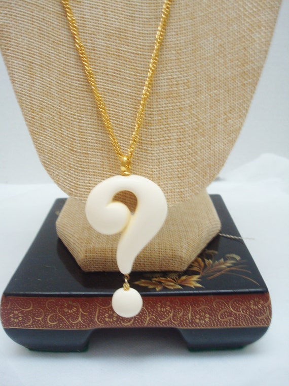 Crown Trifari Cream Lucite Question Mark Pendant Gold… - Gem
