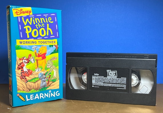 Walt Disney Winnie The Pooh Growing Up Pooh Learning Vhs