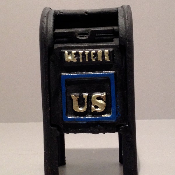 Vintage Cast Iron Mailbox - Etsy