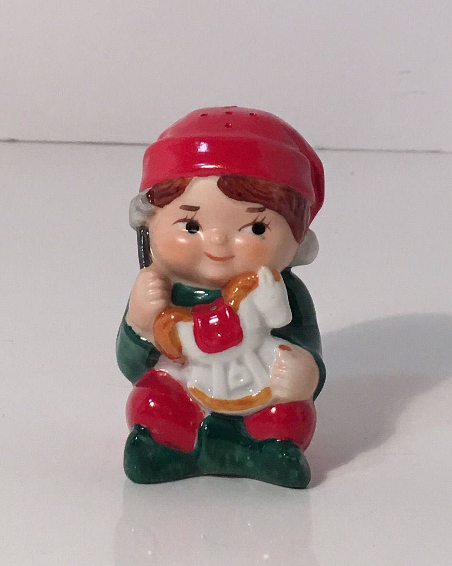 Vintage Porcelain Avon Santas Helpers Christmas Elves Salt and Pepper ...