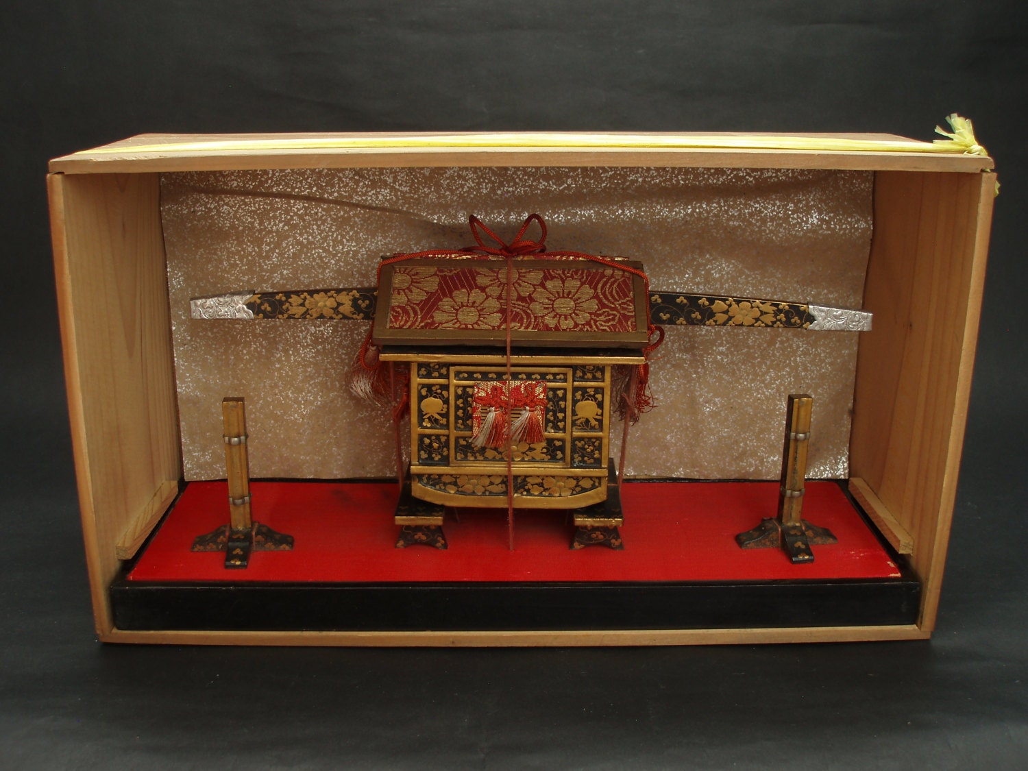 Vintage Miniature of "kago" Japanese Shogun / Samurai Transportation ...