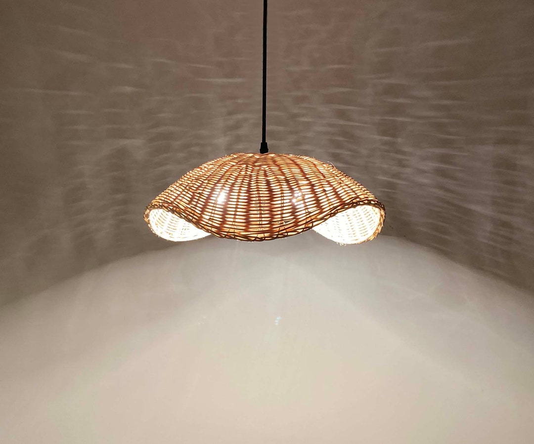 Wavy-shaped Rattan Pendant Light - Farmhouse Style Lighting Fixture ...