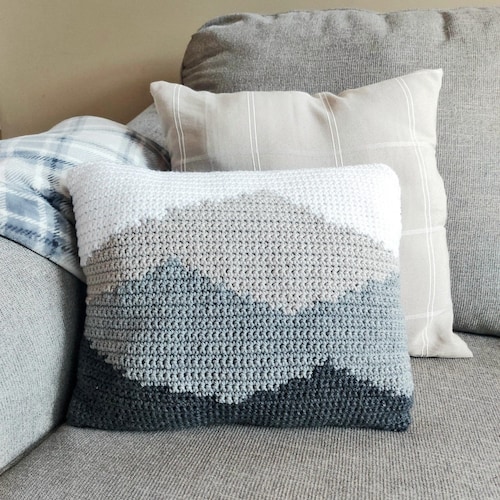 The Michigan Pillow Crochet PATTERN Stitchigan Pillow - Etsy