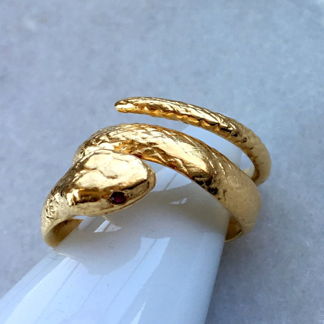 Garnet Eyes Snake Ring | Serpent Coil Ring | Solid Coiled Ring Precious ...