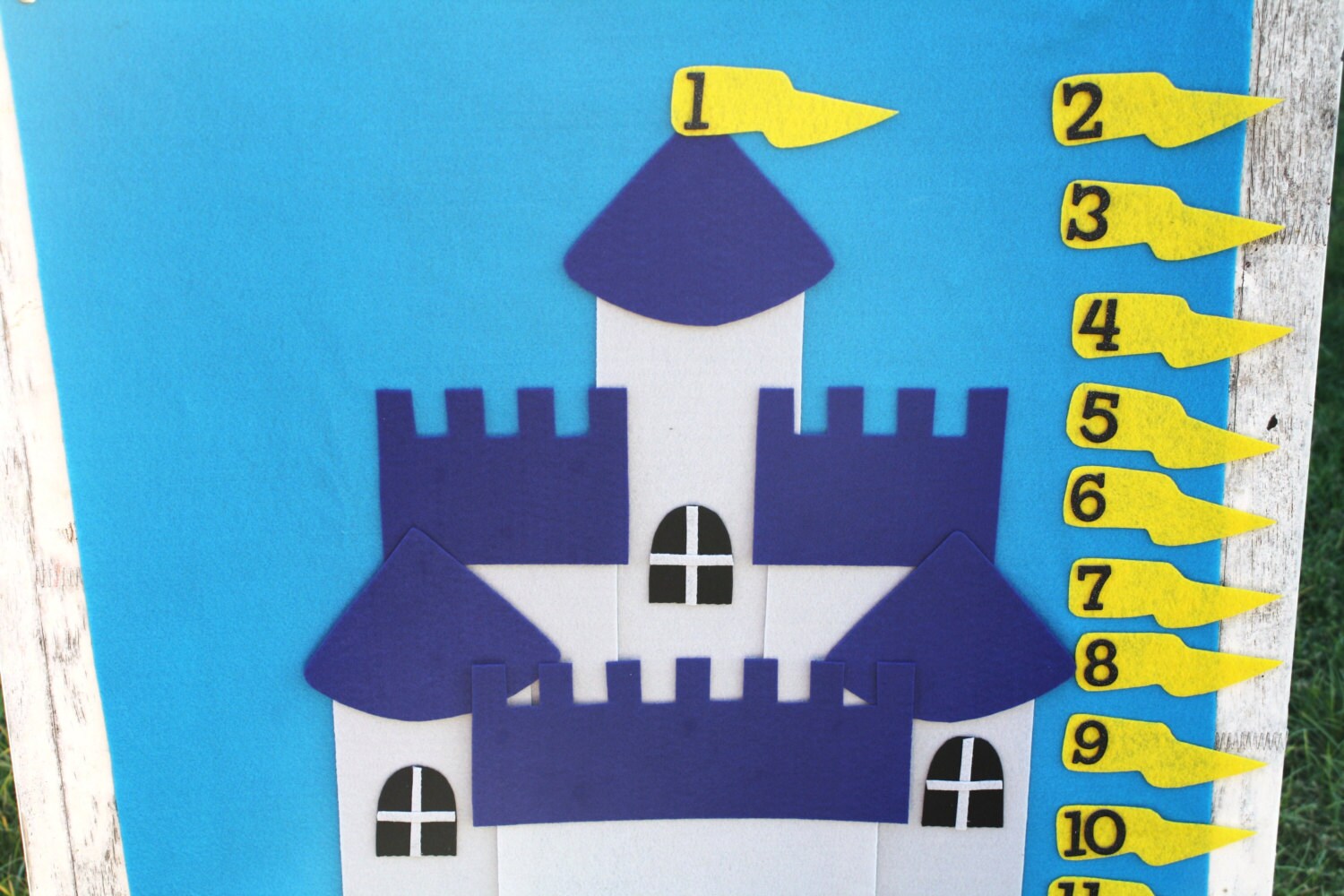 Pin the Flag on the Castle, Prince, King, Knight Castle, Reusable Felt ...