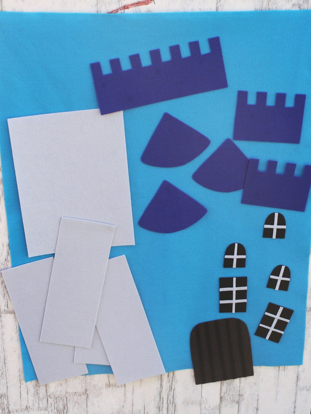 Pin the Flag on the Castle, Prince, King, Knight Castle, Reusable Felt ...