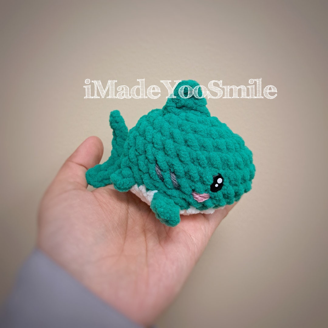 Stress Shark . Baby Shark Amigurumi . Bag Charm . Crochet - Etsy