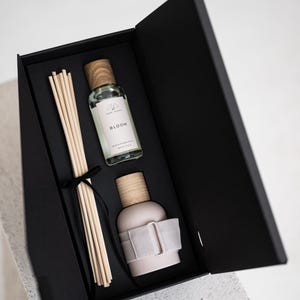 PINK REED DIFFUSER: Bloom, Divine, Echo, Serenity. Ceramic Vase With ...