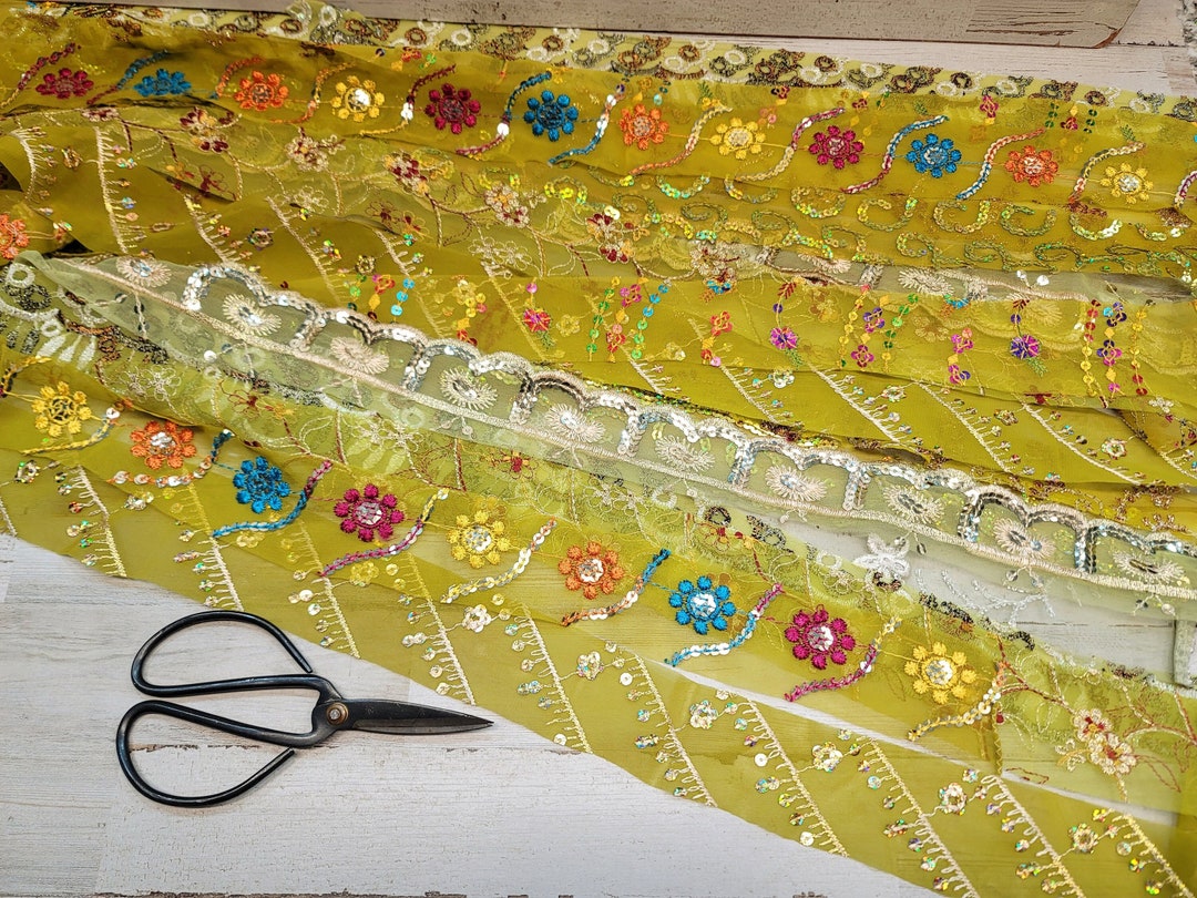 20+ Yards GREEN Bohemian Strips/boho Tassel Making/beaded Sari Strips ...