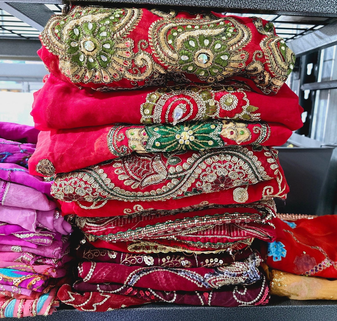 Vintage un-cut RED Saree / Sari-choose Your Sari Scarf/dupatta Scarf ...