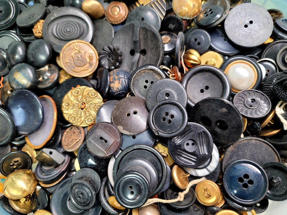 100+ BLACK/GOLD Vintage Button Mix- Colorful Buttons-random Button Pack ...