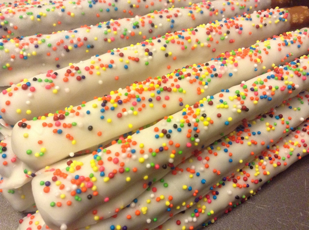 Rainbow Chocolate Covered Pretzels: Party Favors, Baby Shower - Set of ...