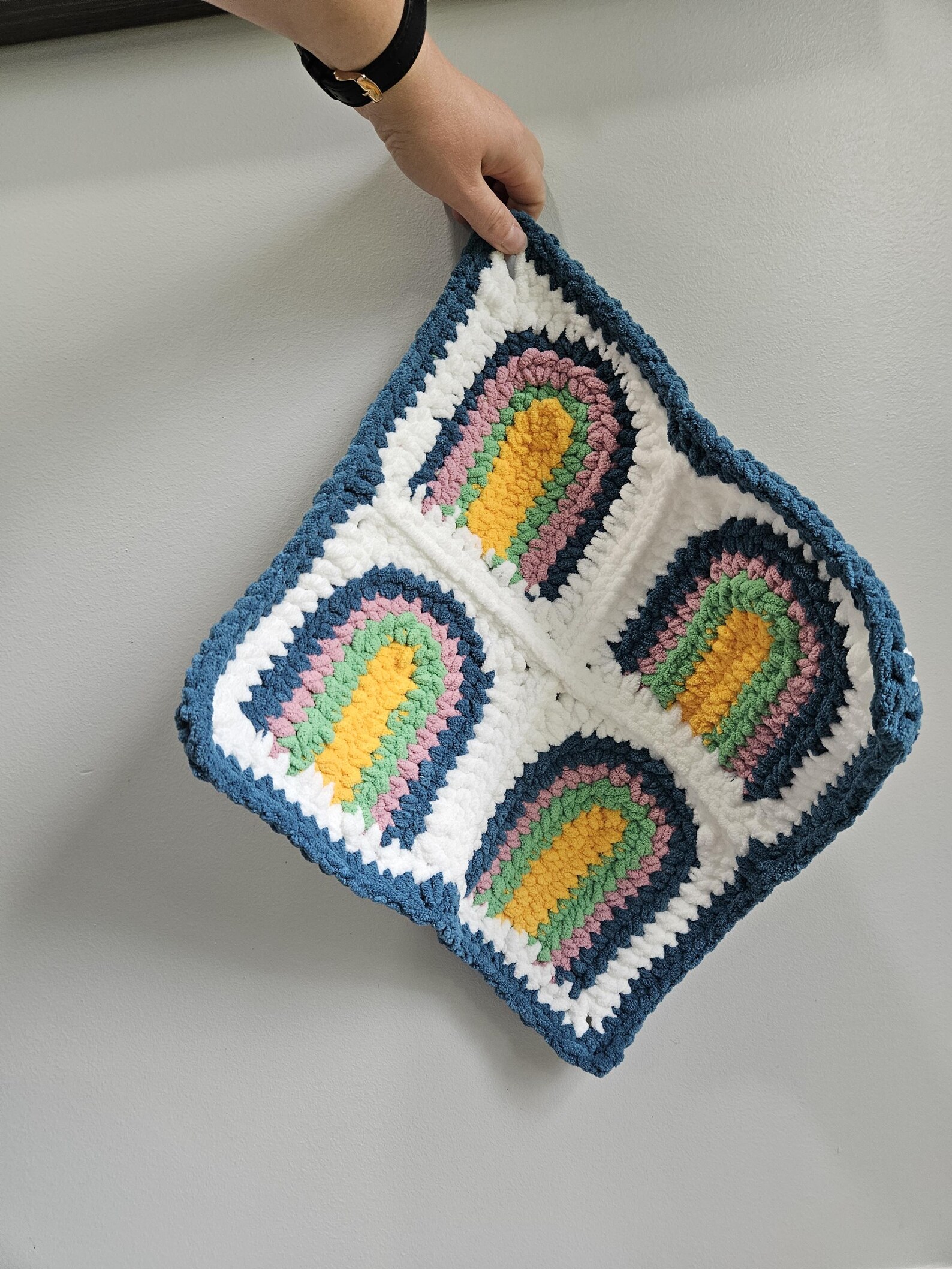 Crochet Rainbow Granny Square // Rainbow Granny Square // Crochet ...