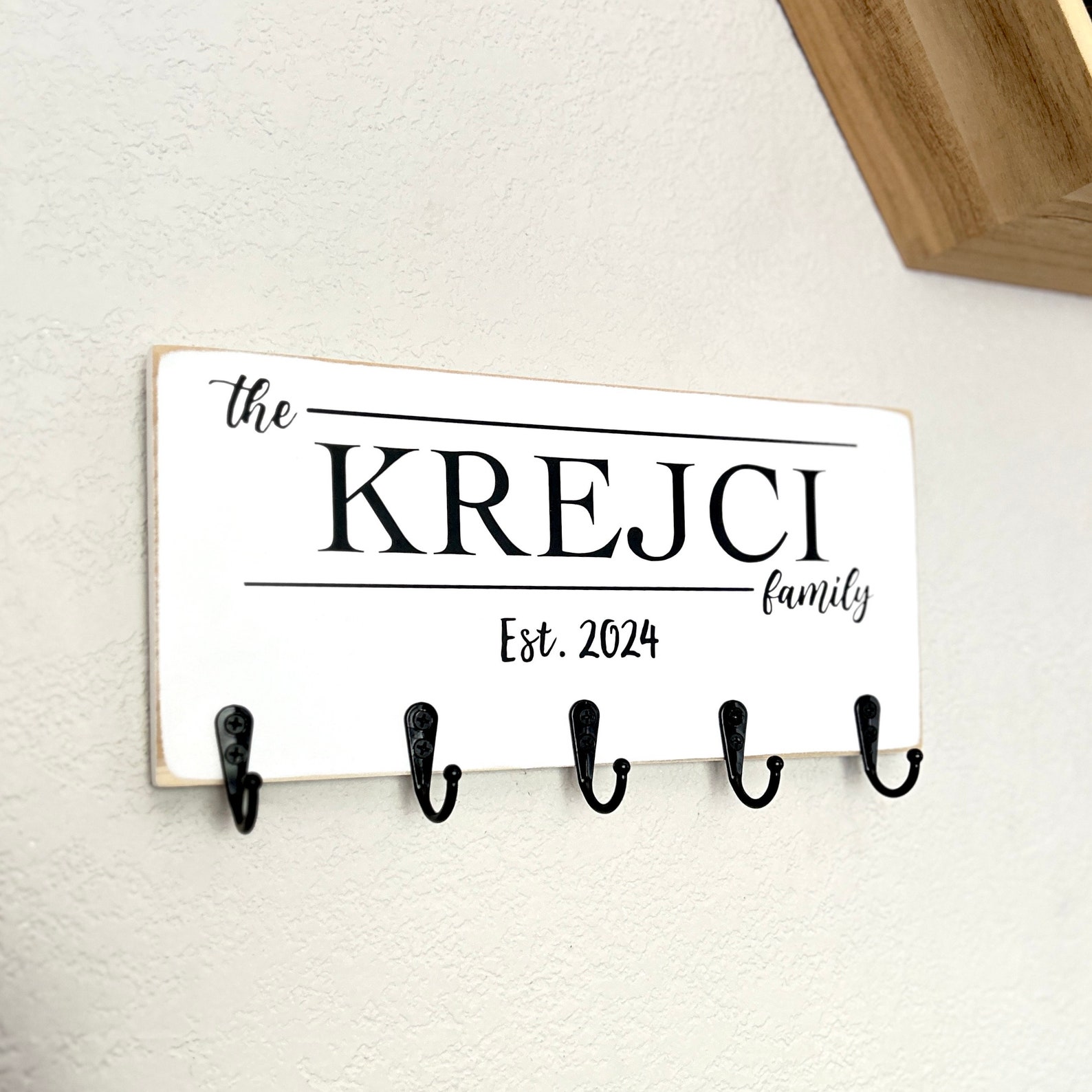 Personalized Family Name Sign With Key Hooks, Christmas Gift for ...