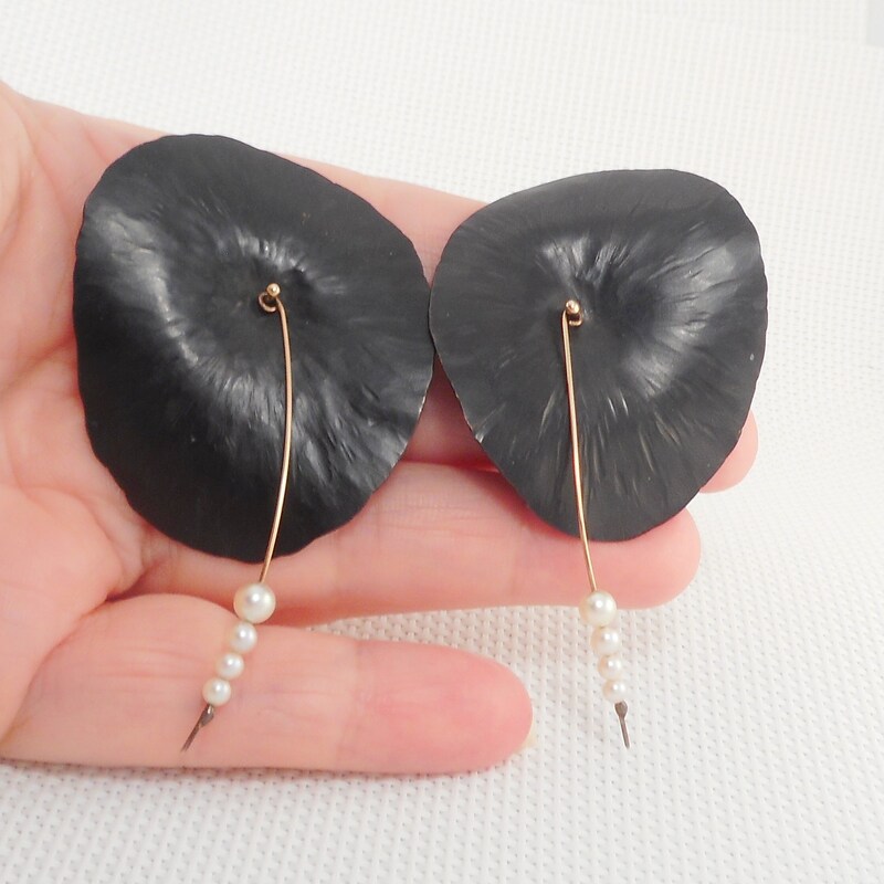 14k Avant Garde Earring - Etsy