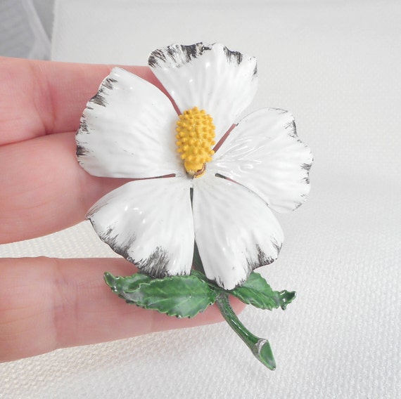 Vintage Japanese Anemone Enamel Flower Pin Brooch 60'… - Gem
