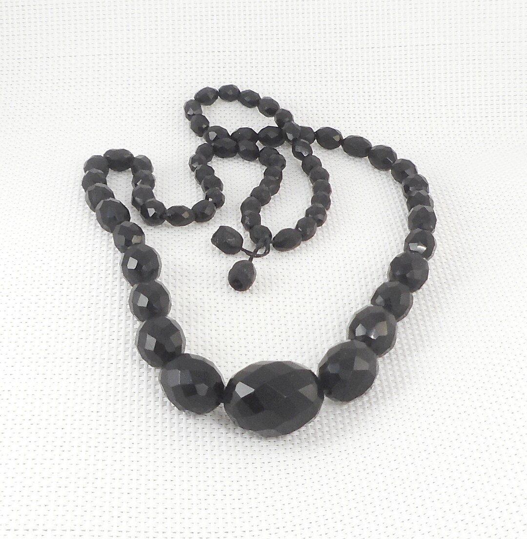Vintage Faceted Black Vulcanite Bead Necklace Graduated Vulcanite Beads ...