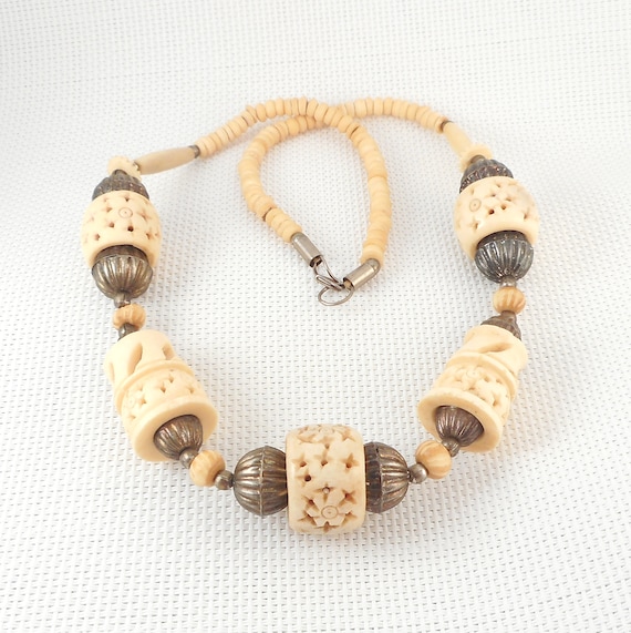 Vintage Hand Carved Bone Beads Ethnic Tribal Necklace… - Gem