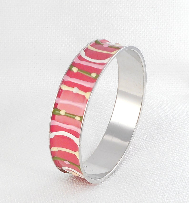 Vintage Hand Painted Pink Bangle Bracelet Pink Green & White Painted ...