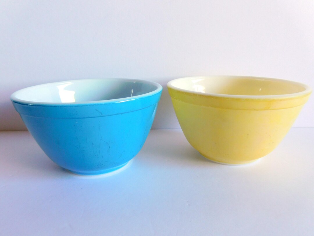 Vintage Pyrex Bowl, Pyrex 401 Bowl, !950's Pyrex Yellow Bowl, !960's ...