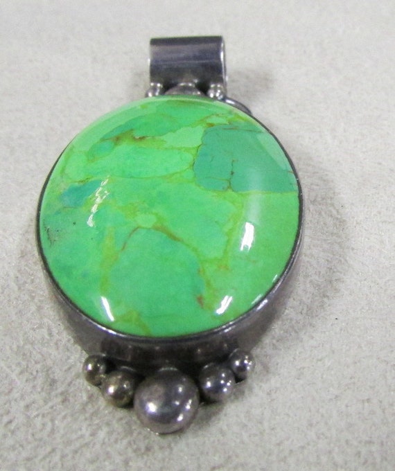 Chartreuse Pendant - Gem