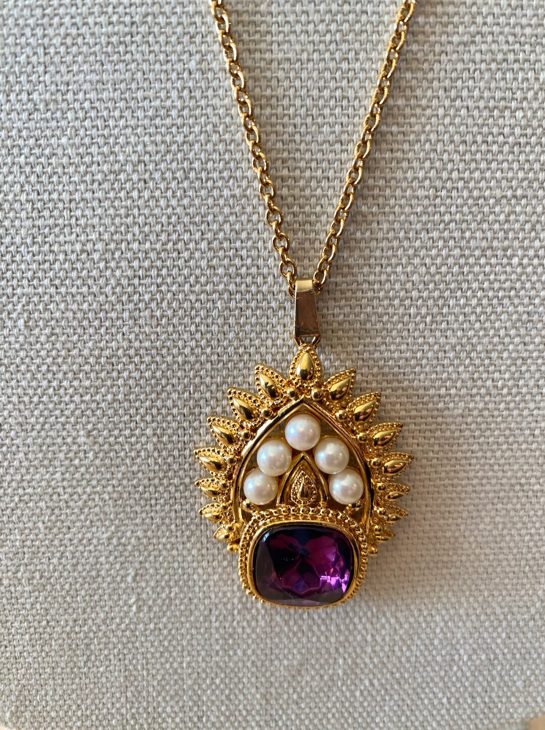 Shaill Jhaveri Avon Vintage Necklace - Etsy